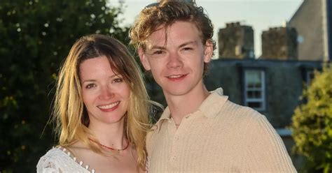 Love Actually Sam Star Thomas Brodie Sangster Engaged To Elon Musks
