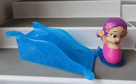 Bubble Guppies Rock N Roll Stage Figure Oona Girl And Ramp Lot Rare