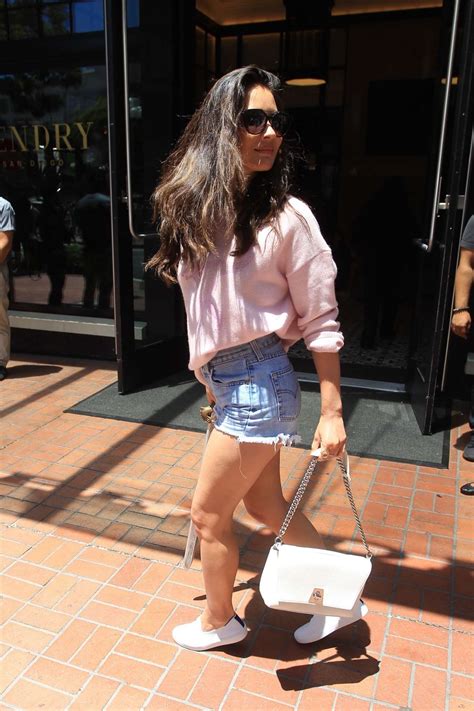 Olivia Munn In Denim Shorts 04 Gotceleb