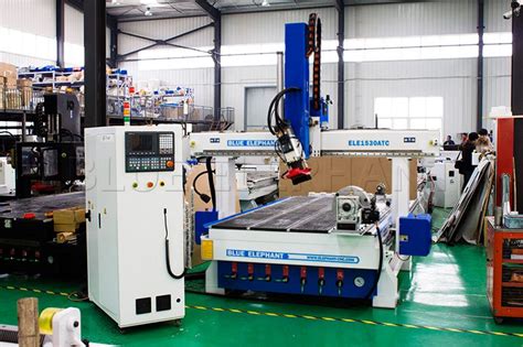 china 4 axis router machine with low price and high quality blue