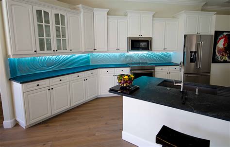 Glass Backsplashes Large Artistic Designs For Your Kitchen