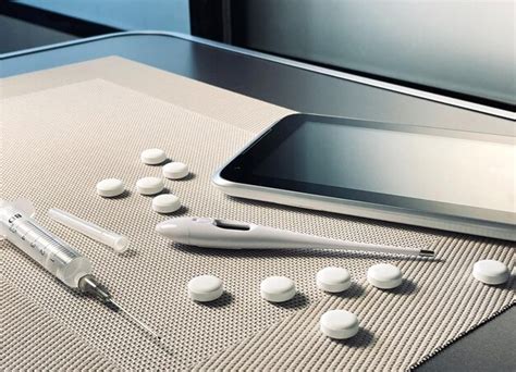 Premium Photo | Thermometer tablets tablet medicine drugs diagnostics