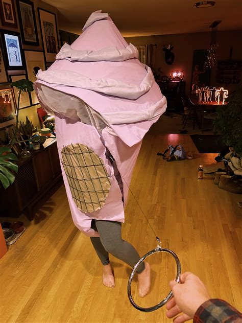 Oh Magic Conch Shell R Halloween