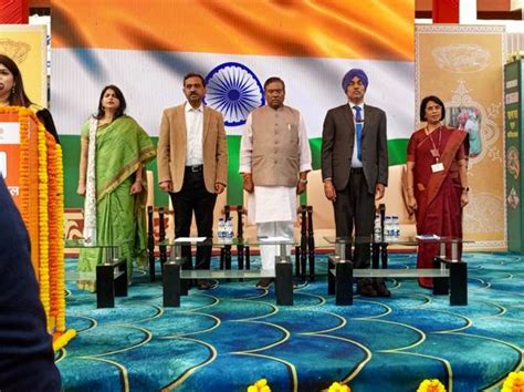Mos Shri Faggan Singh Kulaste Inaugurates The Hugely Popular Saras