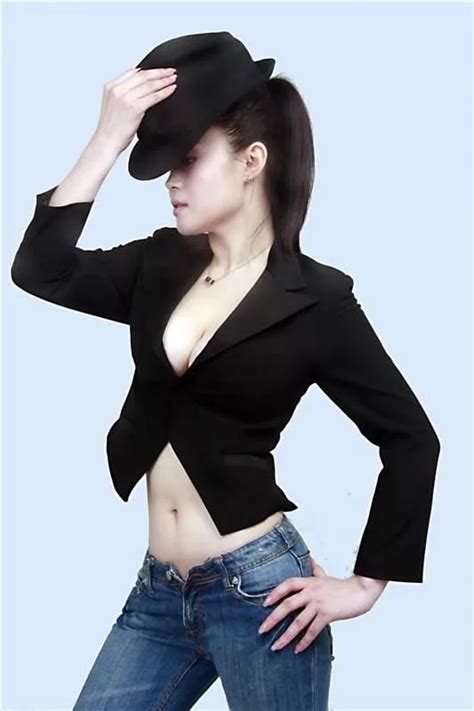 关婷娜 性感写真 性感照片 图集 关婷娜2024最新写真 美女目录网