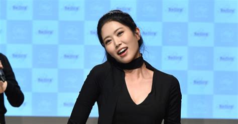 포토 브레이브걸스 하윤 육감적인 몸매