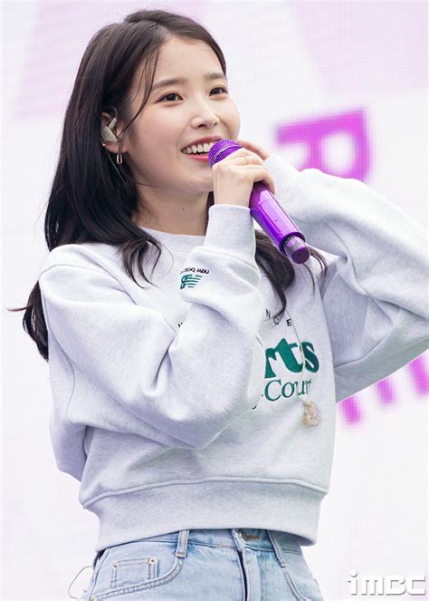 [포토] 아이유 너랑 나 미소