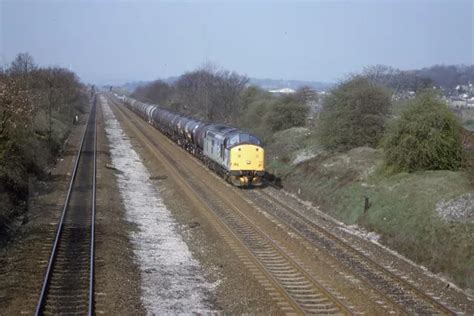 Orig 35mm Slide Class 37 Petroleum 37707 Mirfield 1993 05