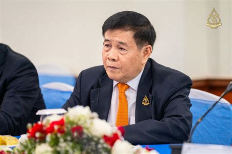 អ្នកឧកញ៉ា លី យ៉ុងផាត់ ប្រធានសមាគមឧកញ៉ាកម្ពុជា ជួបពិភាក្សាការងារជាមួយ