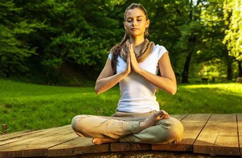 Women Who Meditate Also Tend To Have A Better Sex Life Study Finds