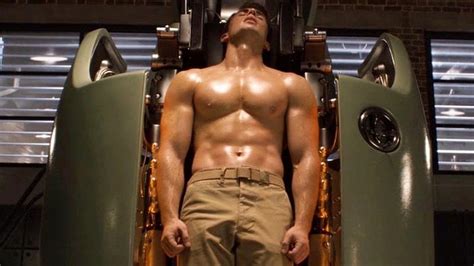 《美國隊長》克里斯伊凡 Chris Evans 退休後身材暴瘦：「我不想要身體那麼大！」 Juksy 街星