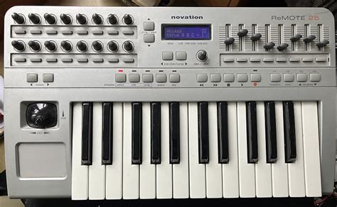 Novation Remote 25 Usb Midi Controller 2003 Grey Reverb