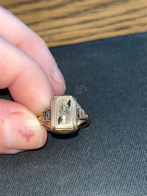 Vintage 10k Gold High School Class Ring 1948 Gem