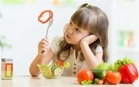 Pourquoi Mon Enfant Mange Si Lentement Ok Bébé