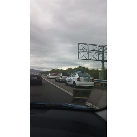 Голямо задръстване на 73 и км на Тракия в посока София Снимки