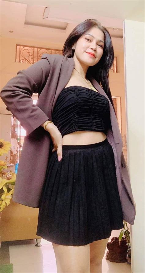 តឹងសរសៃកដាក់គ្នារវាងលោក យឹម តាស្រង់ នឹងអតីតភរិយា ក្រោយទម្លាយចំណងស្នេហ៍ថ្មីជាមួយនឹងម៉ាក់ អុីអុី