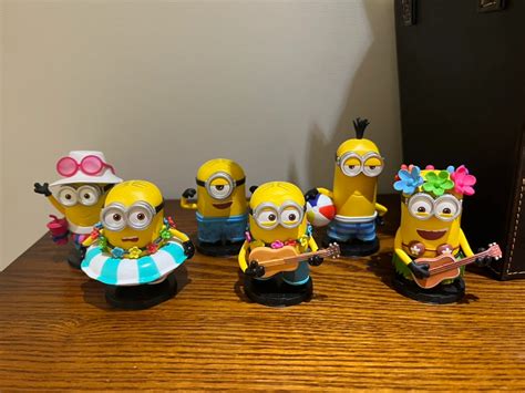 팝마트 미니언즈 홀리데이 여름휴 당근 중고거래