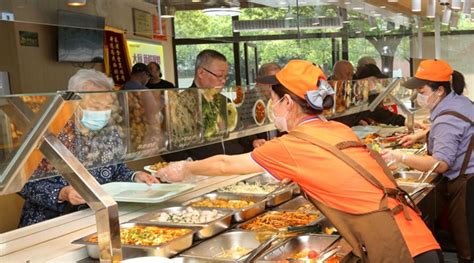 Shanghai Continues To Advance Elderly Care Service