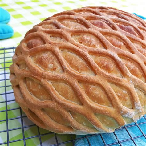 Wit Vloerbrood Met Raster Brood Brood Ontbijt And Lunch Recepten