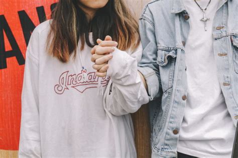 What Does Bae Mean In Texting Chat Social Media And Slang