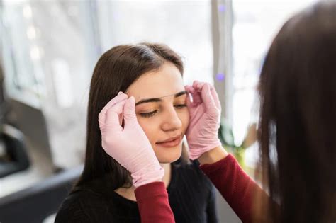 Ingin Coba Threading Alis Ketahui Cara Kerja Dan Tipsnya