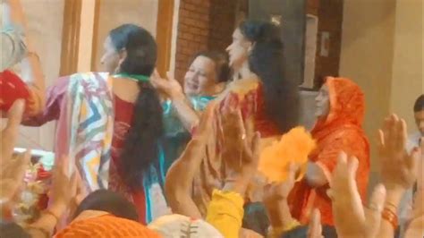 शुक्र करो महामाई शुक्र करो भक्तों ने बहुत ही आनंद के साथ गाया माता रानी
