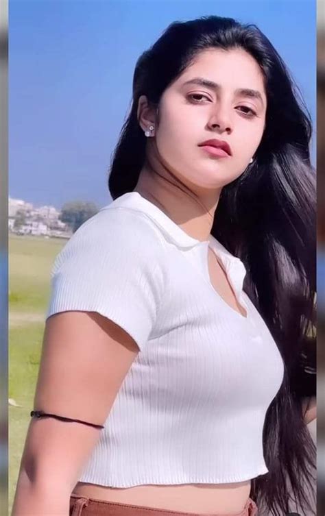 Pin On Beautiful Wonderful Woman