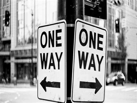 Understanding Mutcd Standards For One Way Traffic Signs Sizes