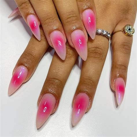 𝐊𝐈𝐑𝐒𝐓𝐄𝐍 𝐂𝐇𝐀𝐍𝐄𝐋 On Instagram Pink Aura Nails 💗 Inspo Srorrim