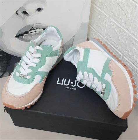 Кросівки Liu Jo — ціна 2200 грн у каталозі Кросівки Купити жіночі речі за доступною ціною на