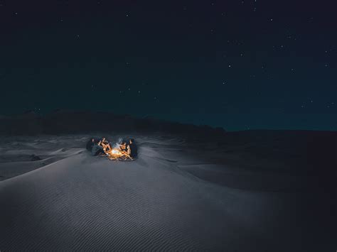مركز مليحة للآثار في الشارقة يقدم تجربة استثنائية لعشاق التخييم في
