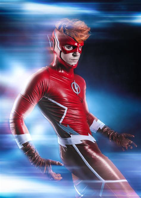 Pin By Pinner On Dceulive Action Flash Dc Comics Superhero Cosplay