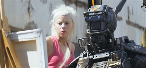 Chappie El Nuevo Videoclip Mierdero Experimental De Die Antwoord