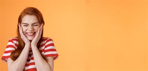 Free Photo Closeup Cheerful Lucky Excited Smiling Girl Cannot Believe