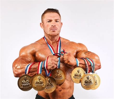 Flex Lewis Shares Top 3 Movements To Build Olympia Worthy Chest