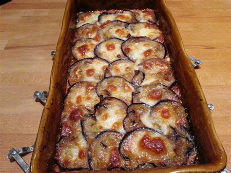 Gratin Daubergines Bœuf Et Mozzarella Parfumé Au Basilic