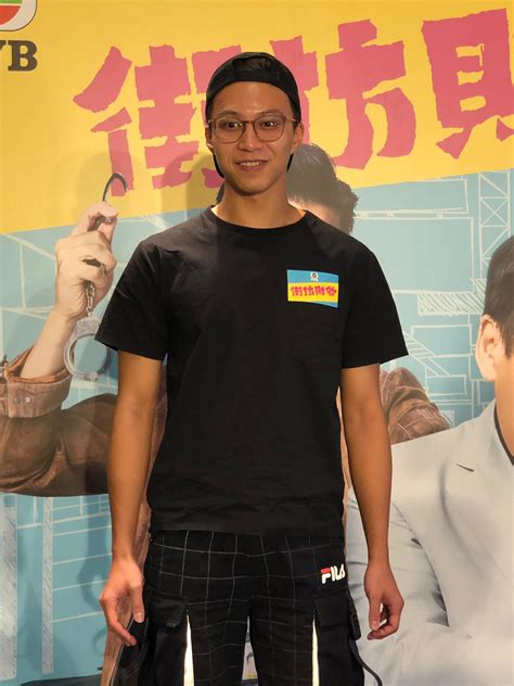 代言生髮接受療程 吳業坤額角現紅斑 星島日報