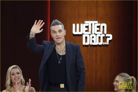 Robbie Williams Defends His Decision To Perform In Qatar For The World