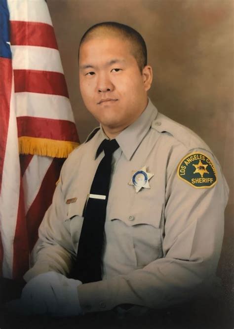 Off Duty La County Sheriffs Deputy Dies At His Santa Clarita Home Ktla