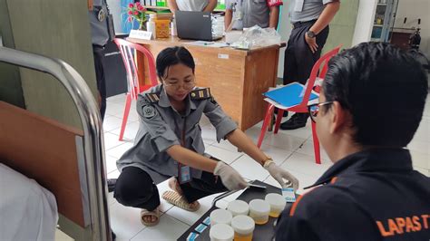 Petugas Lapas Tabanan Dites Urine Ini Hasilnya Pos Merdeka