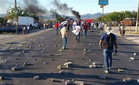 Manifestantes Y Policías Se Enfrentan En Choluteca En Linea Hn