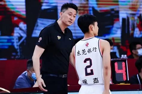 助攻联盟第二，得分联盟第九！cba最被低估超巨，他终于可以带队争冠