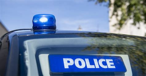 Métropole De Lyon Villeurbanne Un Homme Saute Dans Le Canal Pour