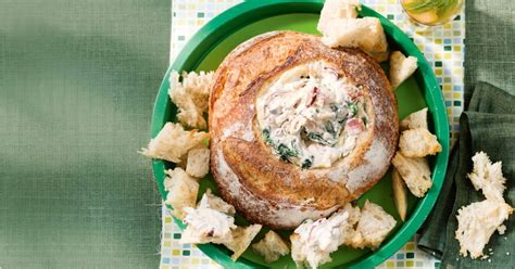 Bacon Basil And Spinach Cob Loaf Dip
