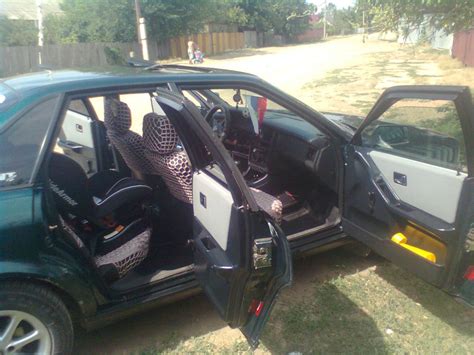 фотосессия — Audi 80 B4 2 л 1993 года фотография Drive2