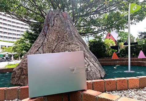 Asus Vivobook S Review The Cheap And Cheerful Laptop