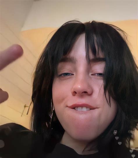 Pin De Oofbellyache Em Billie Eilish Billie Eilish Billie