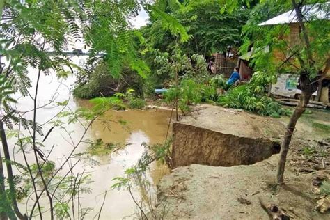 Dvb ပွင့်ဖြူမြို့နယ်တွင် မုန်းချောင်းရေတိုက်စားပြီး ကမ်းပါးပြိုကျသဖ