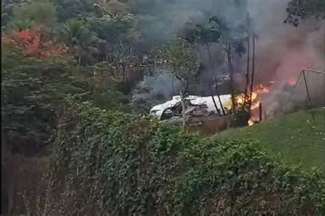 Avião que saiu de Cascavel cai no interior de São Paulo CBN Curitiba