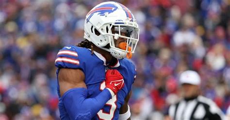 Video Jugador De La Nfl Se Desvanece En Pleno Juego Regeneraciónmx